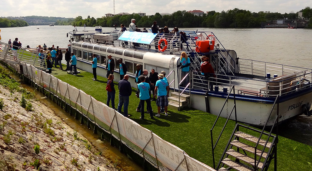 Location Ponton Bateaux flottant à Paris et en Ile de France